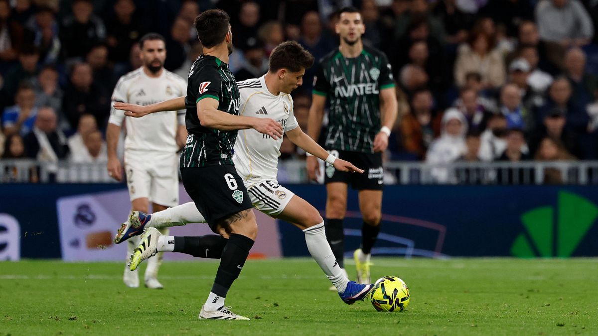 The most spectacular long-range goals of Real Madrid